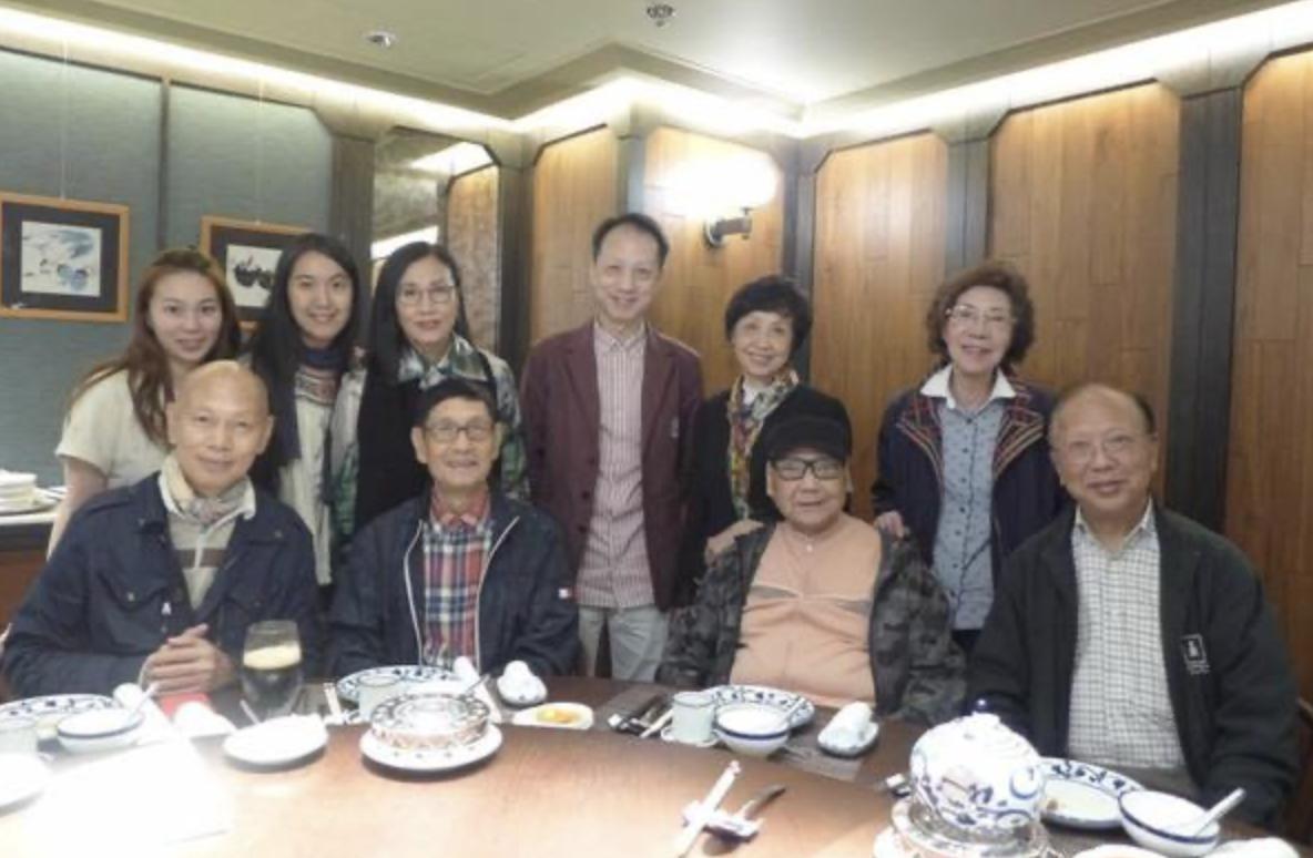 82-year-old Liu Xun rarely showed his face and was awarded an honorary ...