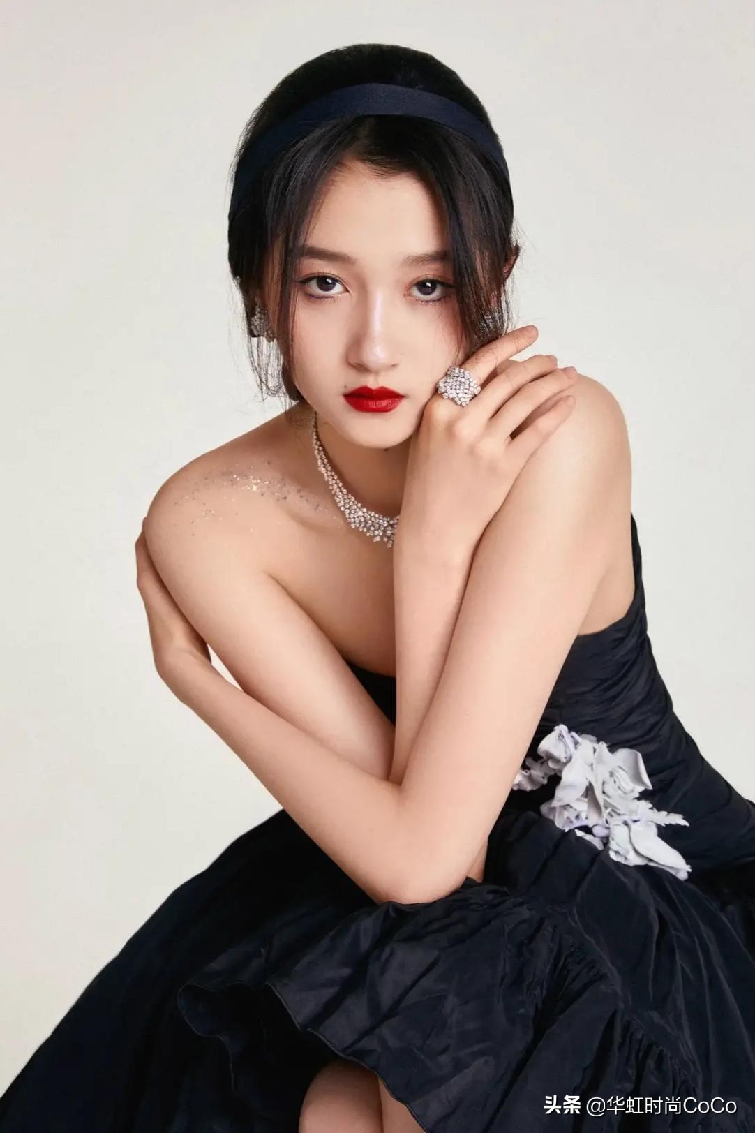 Celebrity Mito's child star Guan Xiaotong, the temperament is not ...