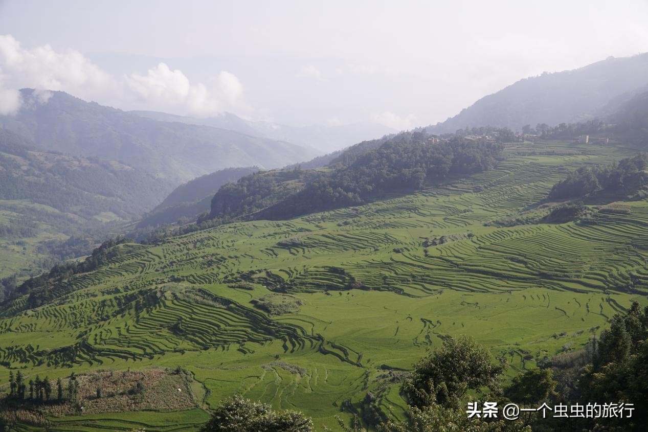 Azheke, the original village of Hani, Yuanyang - iNEWS