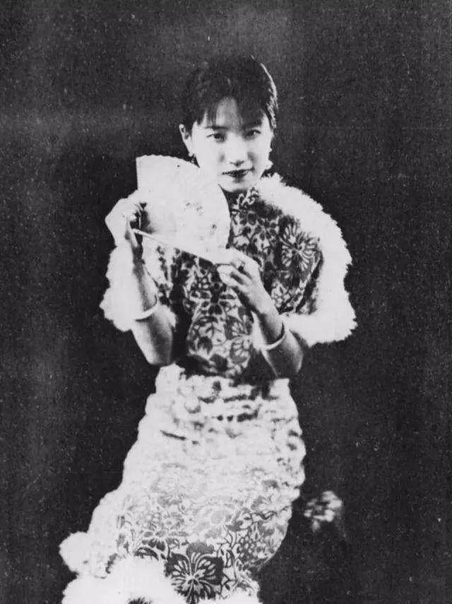 "Ye Shanghai" Zhou Xuan: You are young and famous, why do you lose your ...