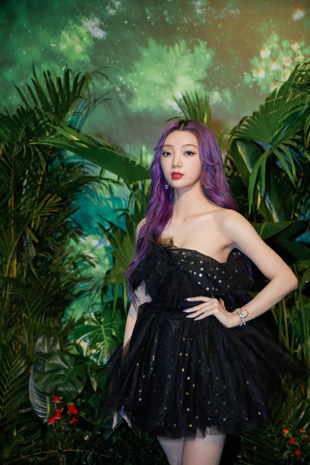 Li Ziting Photo Album - iNEWS