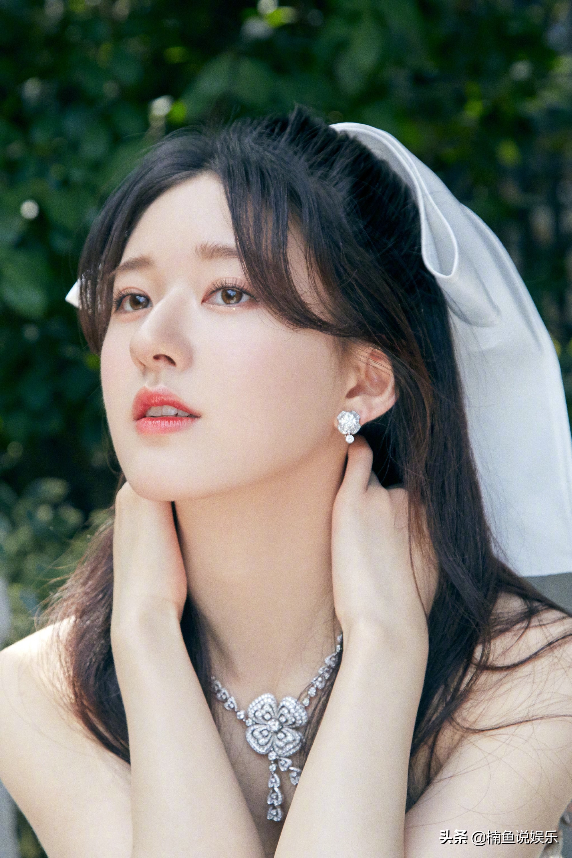 Zhao Lusi tube top princess dress is so beautiful, wearing a bow with ...