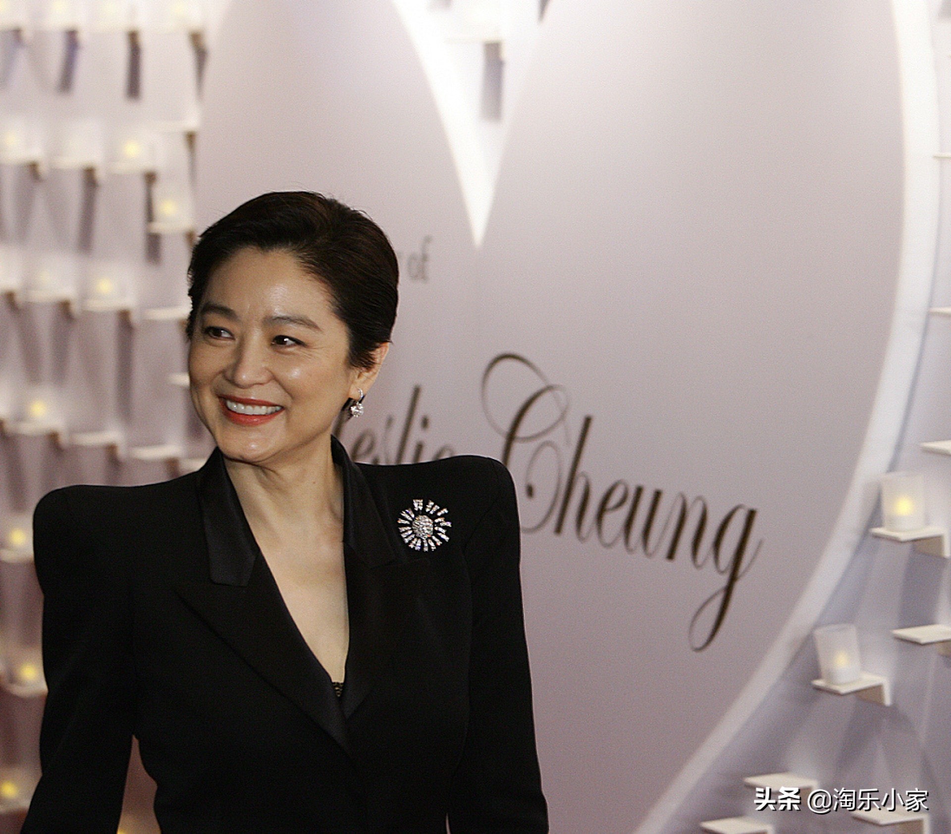 Tian Niu Xie Lingling has been in the same frame for a long time, and ...