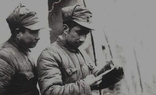 The national army exchanged a new machine gun for a broken rifle, and ...