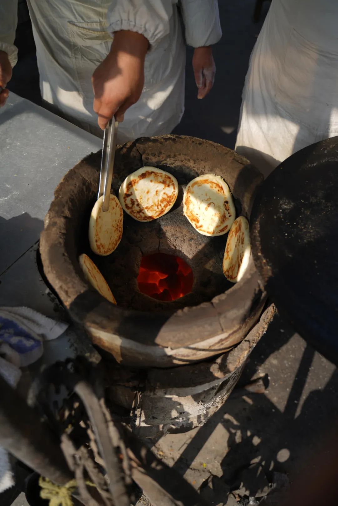 Pengzhou Juntun Guokui, the light of Chengdu snacks - iNEWS
