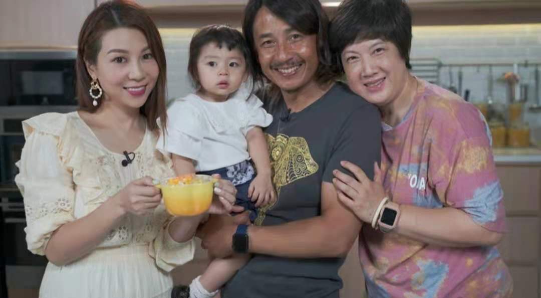 Courage!53-year-old TVB former green leaf Huang Zefeng revealed that he ...