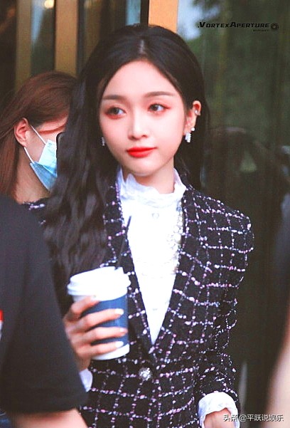 Cheng Xiao, Meng Meiqi, Wu Xuanyi gathered again, the three-person ...