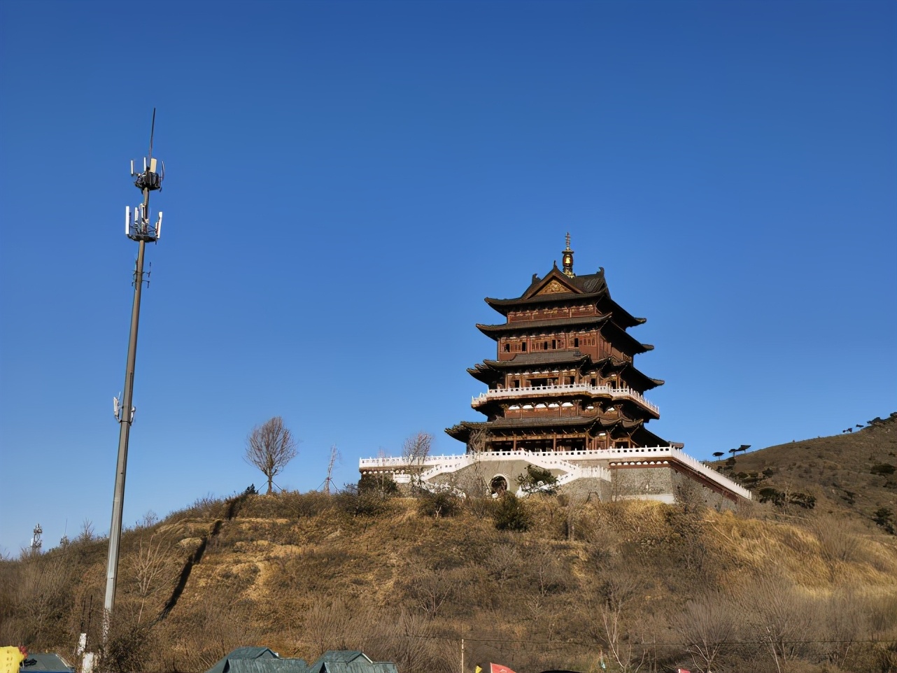 Qinglong Mountain, Tangshan, one of the ten famous mountains - iNEWS