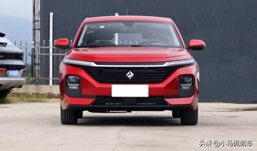 The full version of Baojun RC-5, the seat can be down, the entry is ...