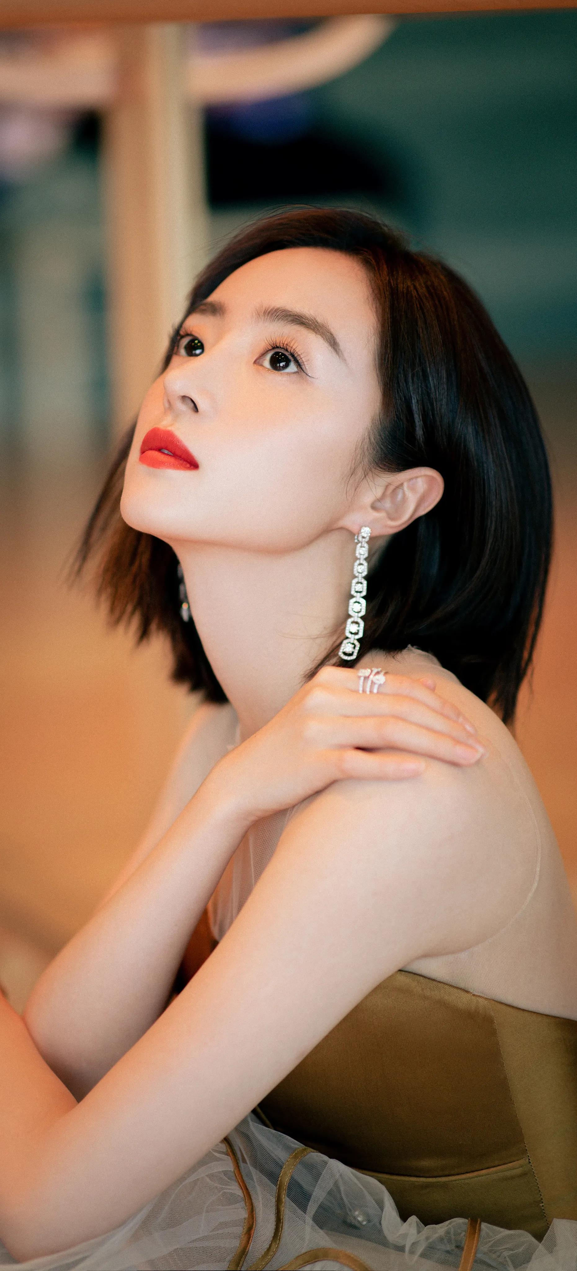 Favorite Wallpapers 159 of Hu Bingqing - iNEWS