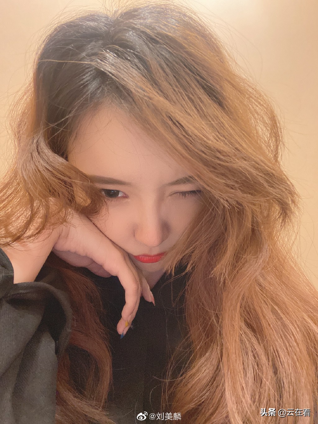 Beautiful singer Liu Meilin's charming beauty photo appreciation - iNEWS