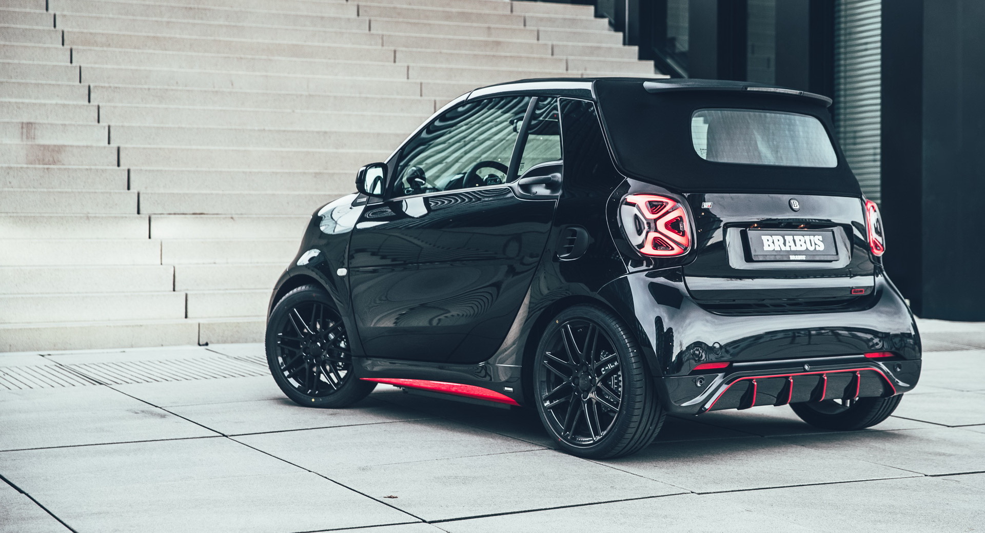 Brabus launches Smart EQ Fortwo Racing Green Edition, 81 horsepower and ...