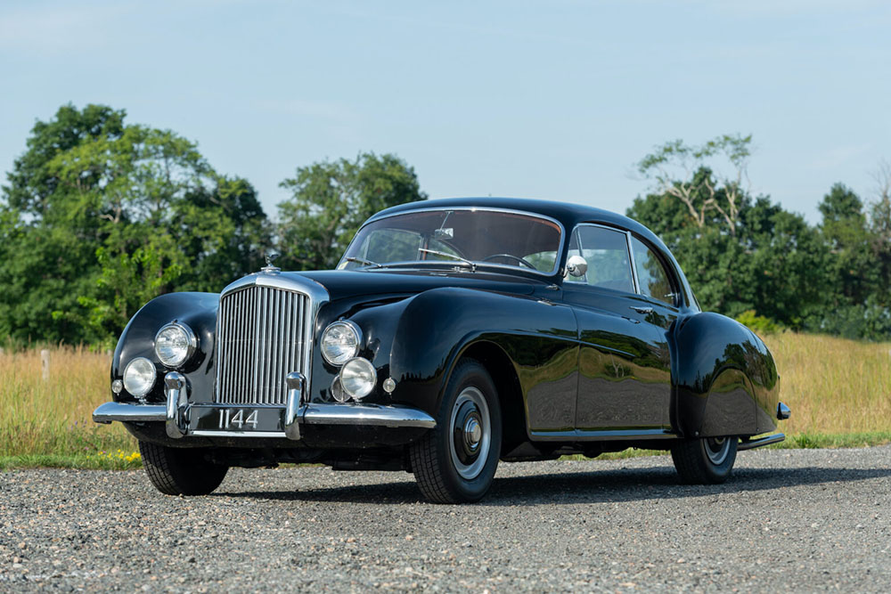 007 James Bond's most elegant car-Bentley Type R Continental - iNEWS