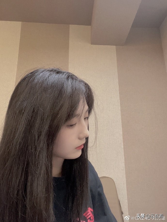 Idol girl group member GNZ48-Liu Lifei charming and cute photo - iNEWS