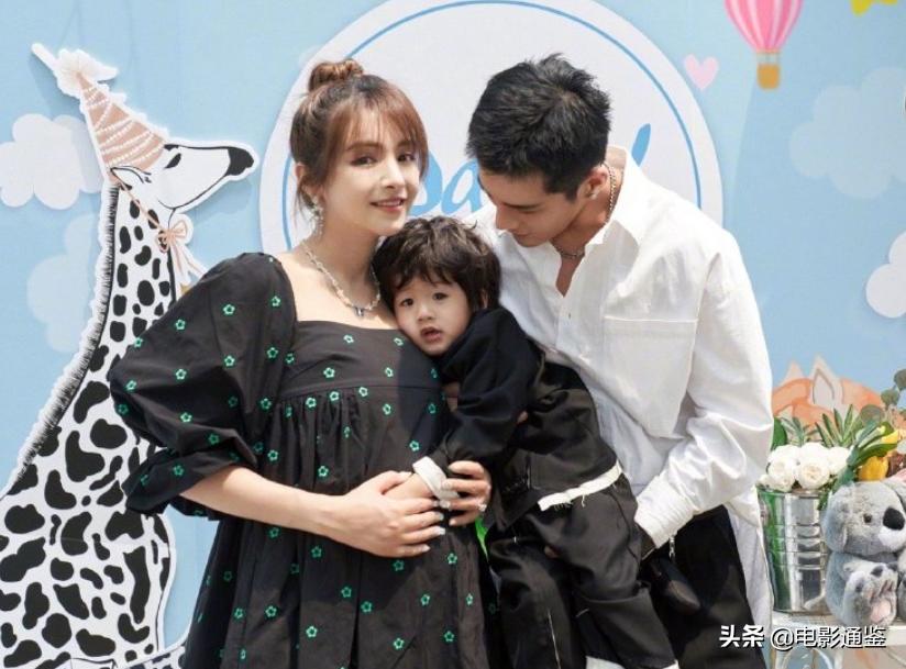 Jiang Chao plays parent-child games with his son, and Daniel at the age ...