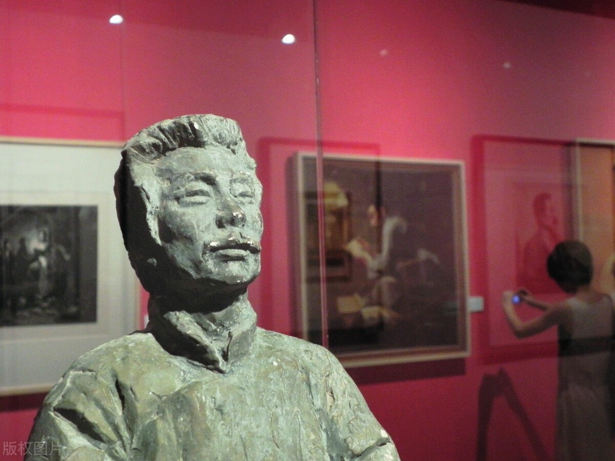 Mr. Lu Xun said that "Chinese characters will never die, and China will ...