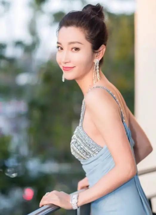 Liu Yifei Li Bingbing - iNEWS