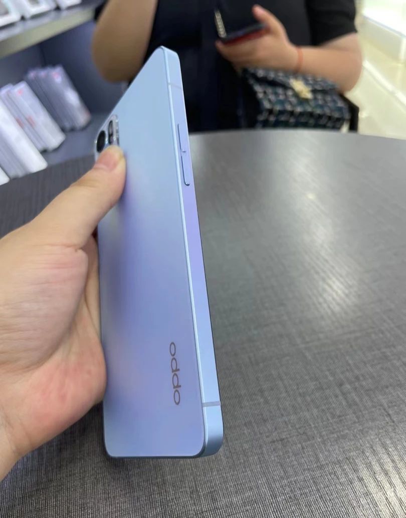 The flagship of both light and thin cameras, which one is better than OPPo Reno 6 or vivo S10 ...