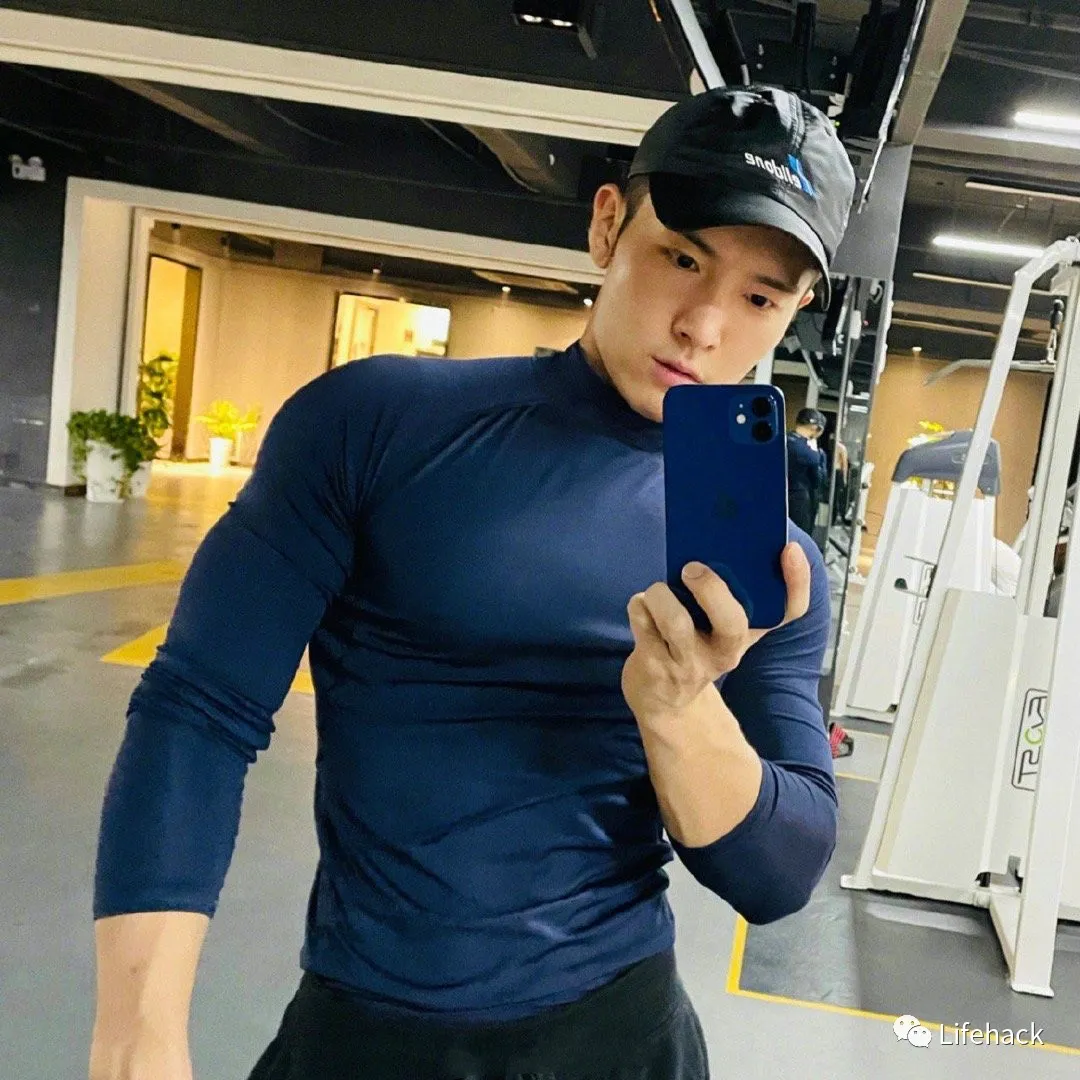 Sheng Lun, how come your pectoral muscles are getting bigger again - iNEWS