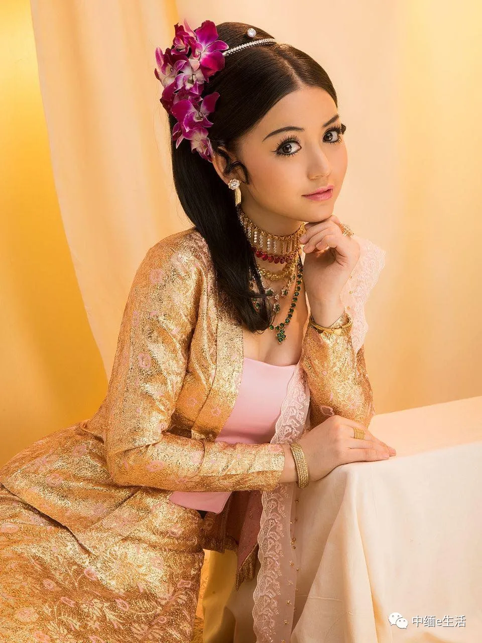 The national goddess of Myanmar!!Won the crown in 4 beauty pageants and ...