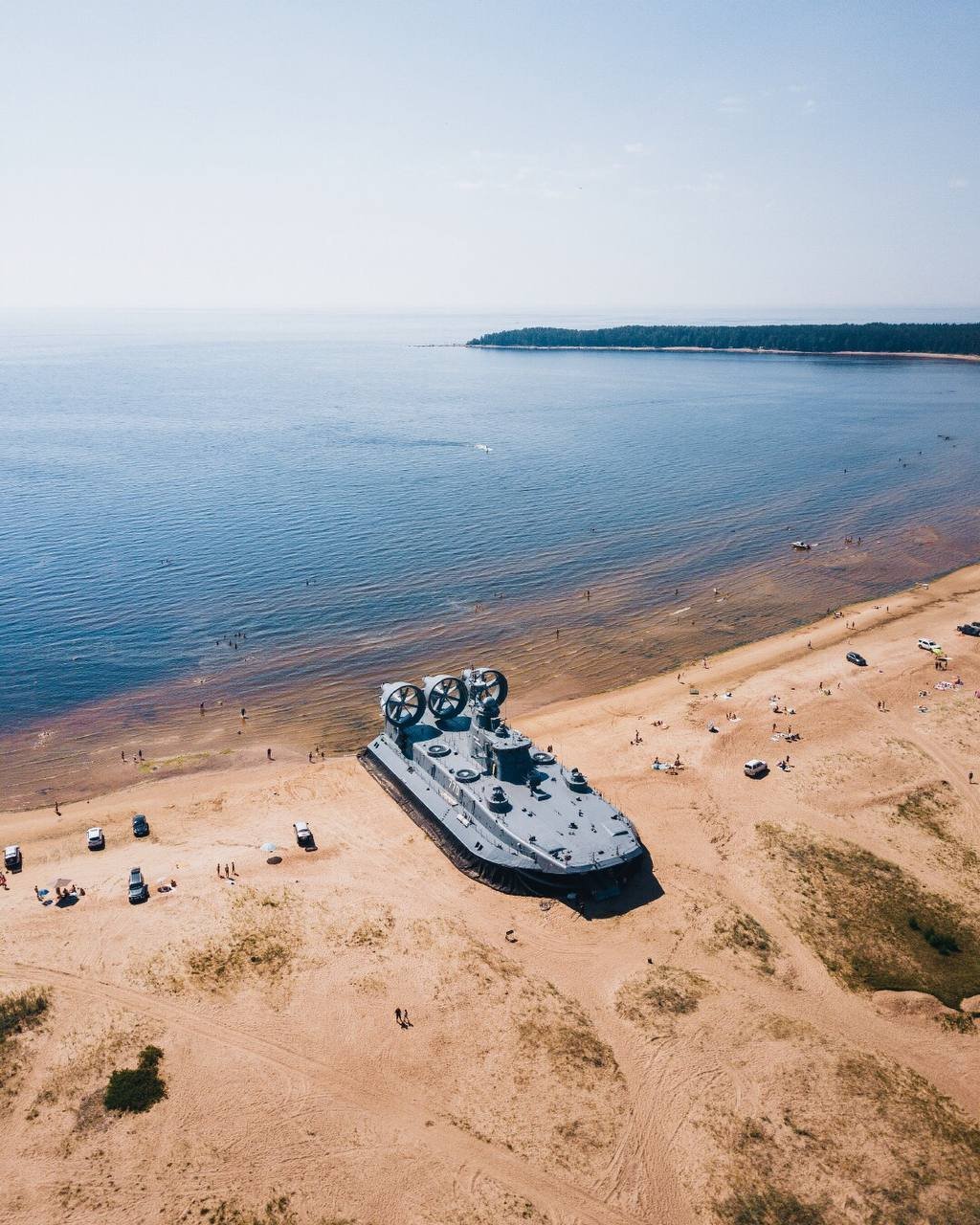 Picture of the European Bison 100, the air cushion landing ship that ...