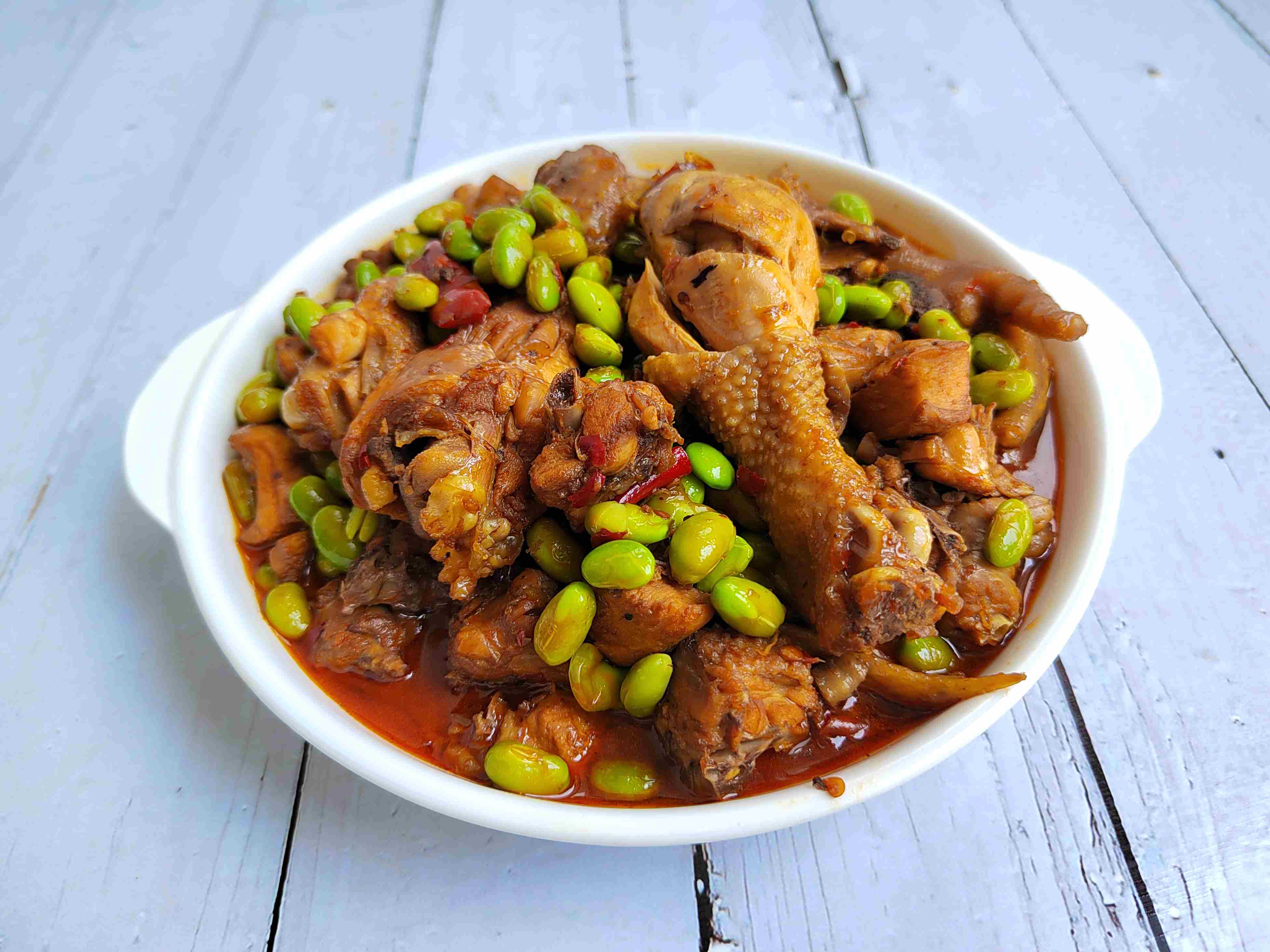 The Jiangxi people's dinner is hot, 1 meat, 1 vegetarian, 1 soup, eat ...