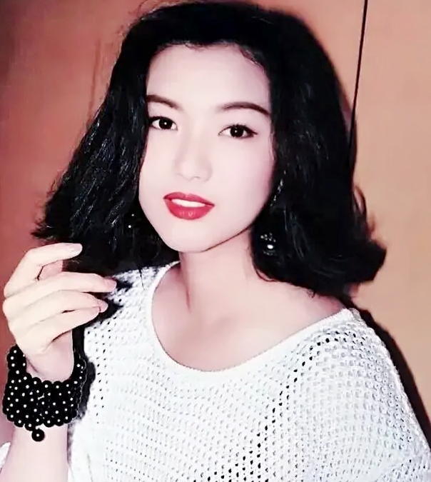 The love between Sammi Cheng and Xu Zhian has been stumbling for 30 years, why are they still ...