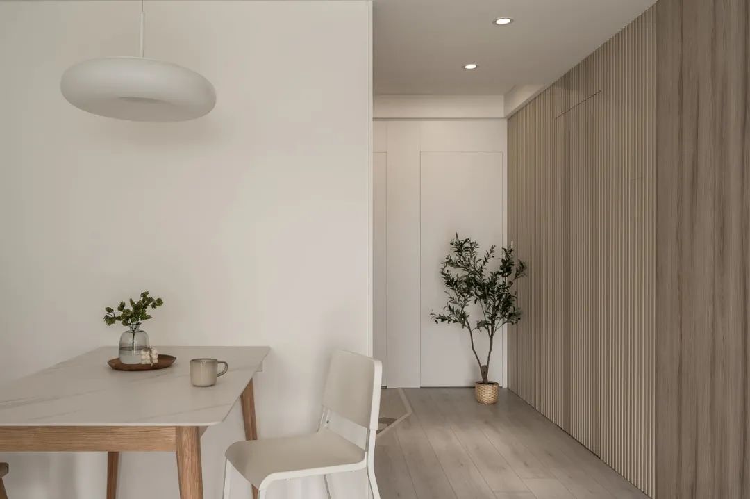 Minimalist MUJI style, establish a new simplicity of life, everything ...