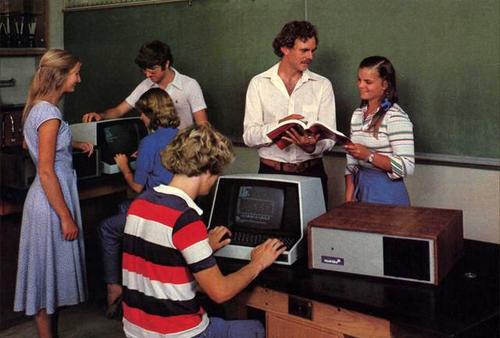 The "traitor" of the CIA?What happened after Snowden exposed the "Prism ...