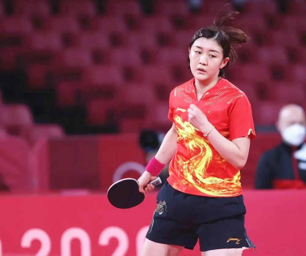 26-year-old ping-pong goddess Chen Meng, wearing sportswear is sassy ...