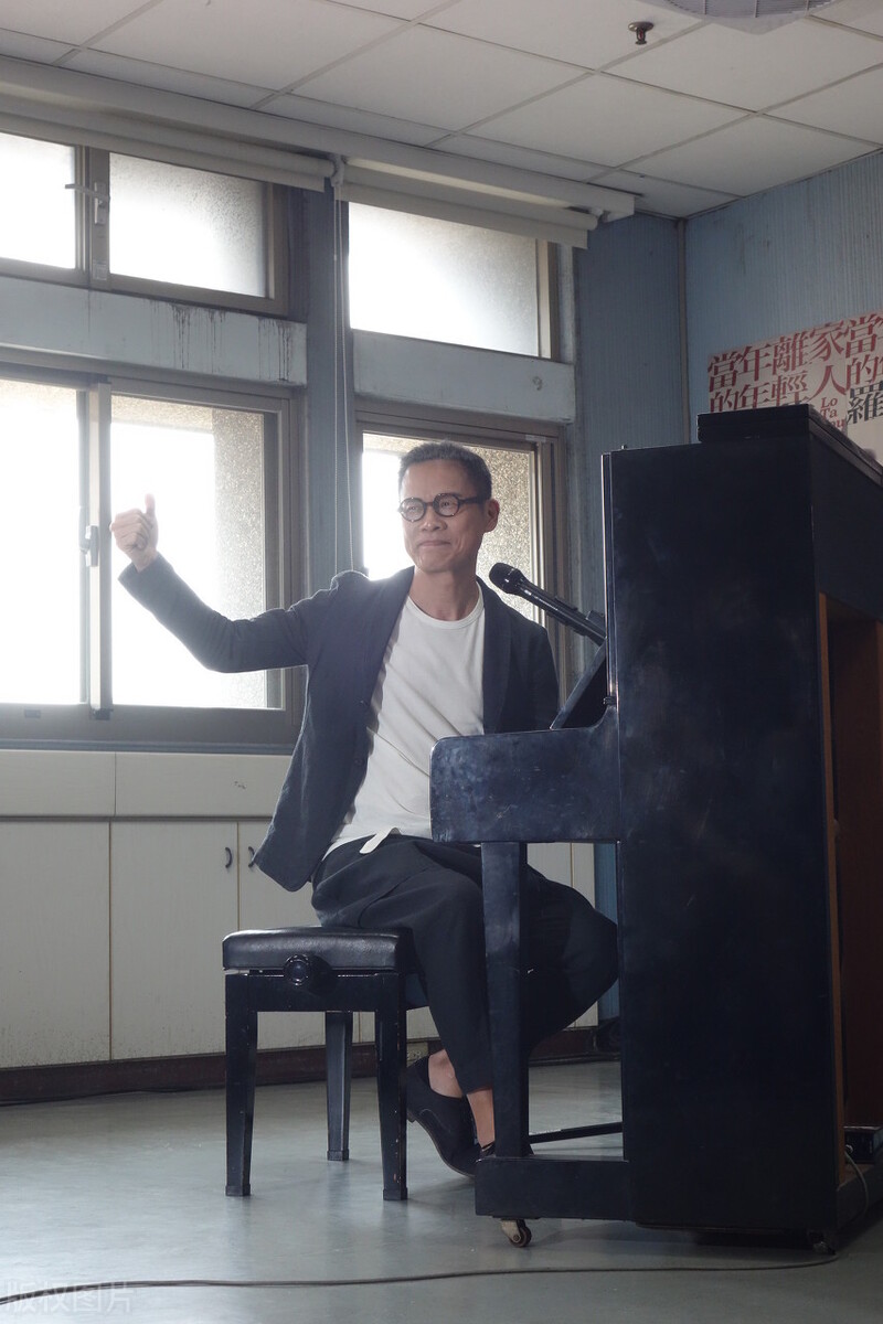 Luo Dayou and "Wild Lily Also Has Spring" - iNEWS