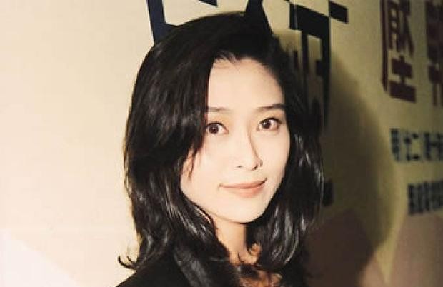 From "Jade Girl" to Sexy Girl, all four romances failed, why could Ye ...