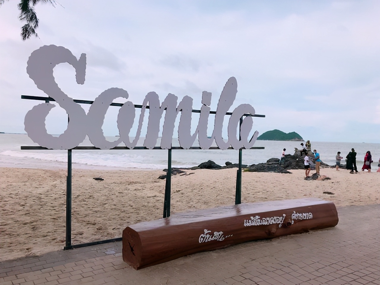 Unlike the existence of other beaches, Samira's mermaid statue is a ...