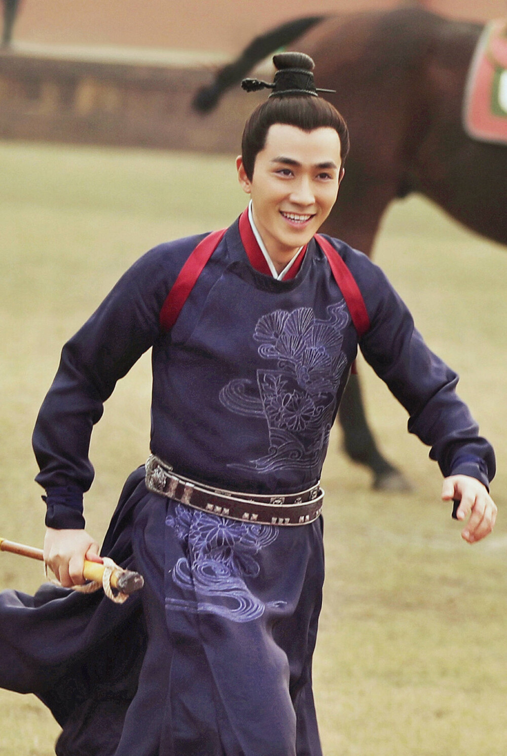 Who are the actors who are suitable for Qiao Feng in the Chinese ...