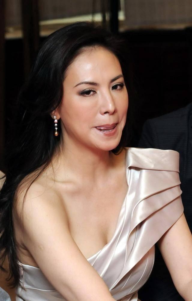 Taiwan sexy goddess-Tian Li "Meitu" - iNEWS