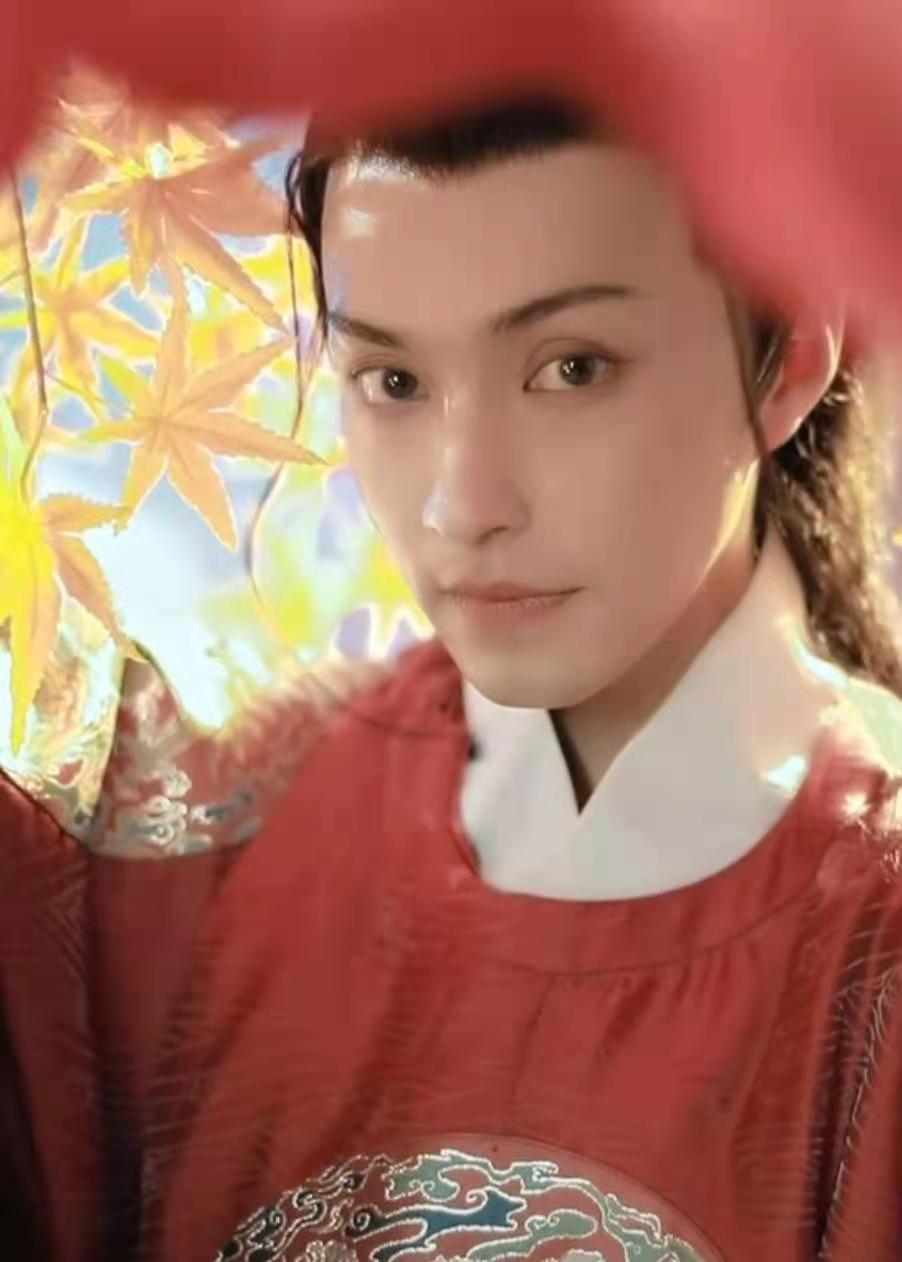 Hanfu beautiful man Chu Qi opens an extranet account!Controversial in Korean, no mention of ...