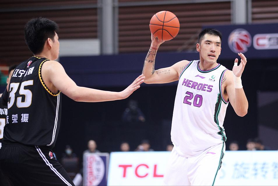 Blood Hat Tao Hanlin!Yang Ming applauded Zhu Rongzhen three times, and ...