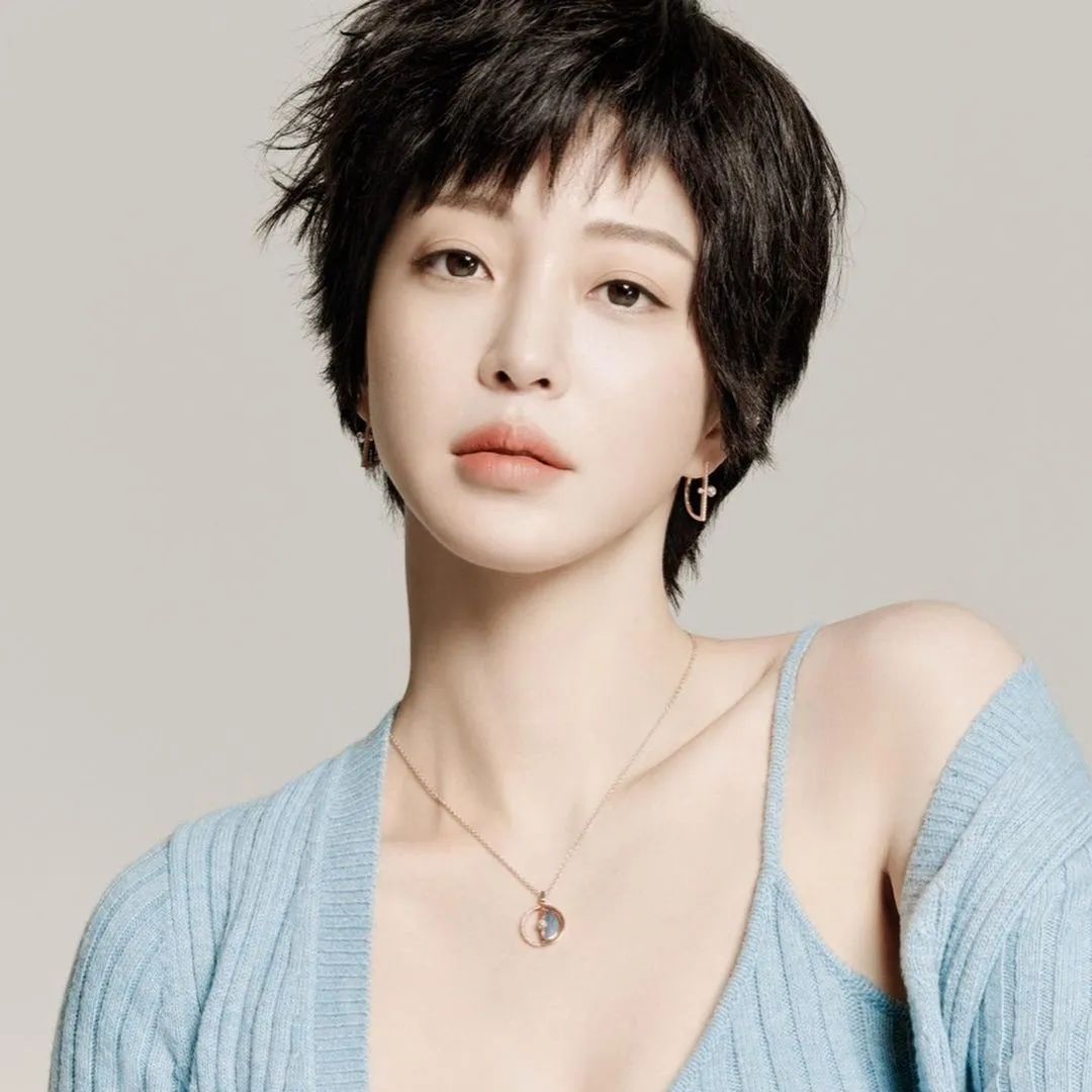 "A Thousand Song Yi in the World": He is more beautiful than 18 years ...