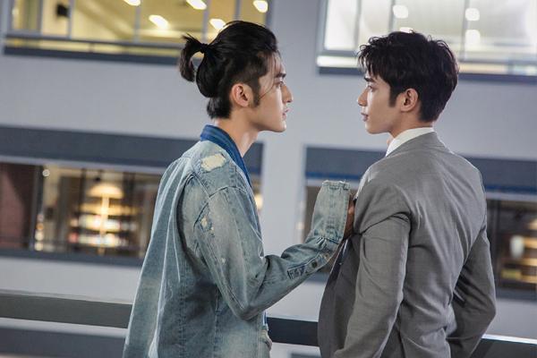 After "Away from Home" became popular, Zhou Yutong had another new ...