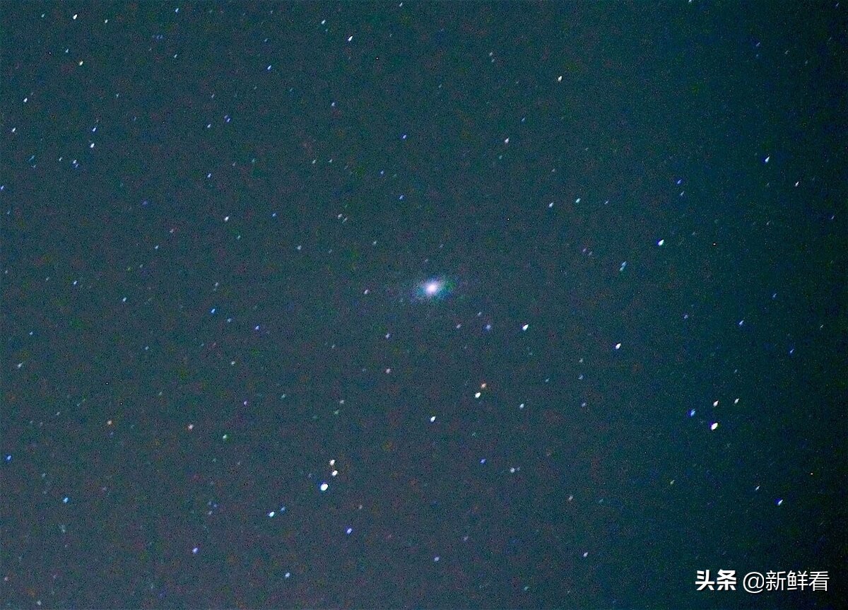 Here comes the truth: the core of Andromeda can be seen with the naked ...