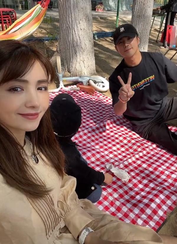 Jiang Chao's family of four had dinner, his 3-year-old son grieved Baba ...