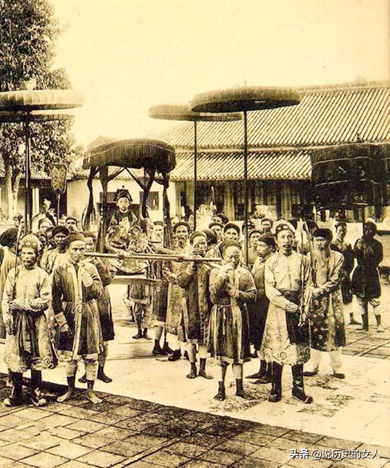 Vietnamese President U Ting Yan was killed: the guards fired 3 shots at ...