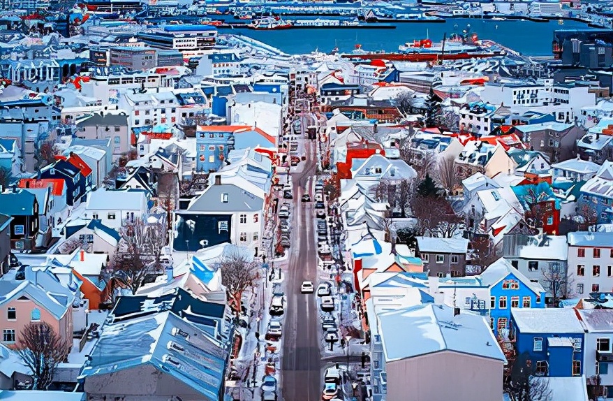 The world's first "bankrupt" country with debts exceeding 100 billion U ...