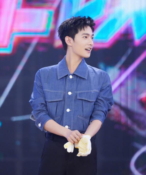 "Happy Camp" Di Lieba Yangyang frequently cheated, Ding Chengxin stepped forward to eavesdrop ...