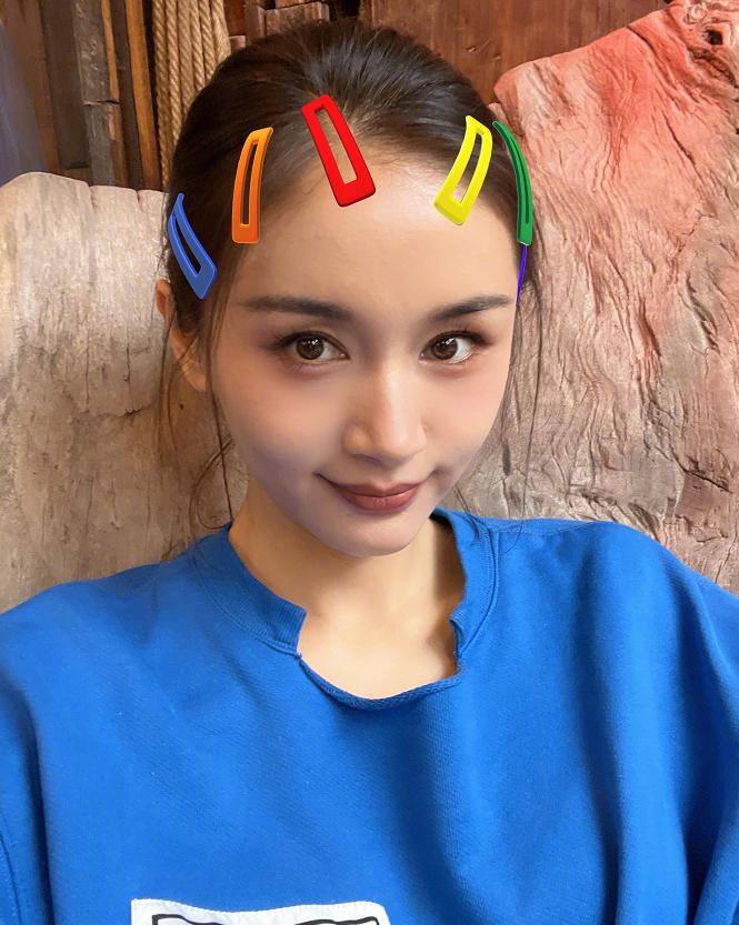 Wang Ziwen takes selfies of beautiful women, and the internet celebrity ...