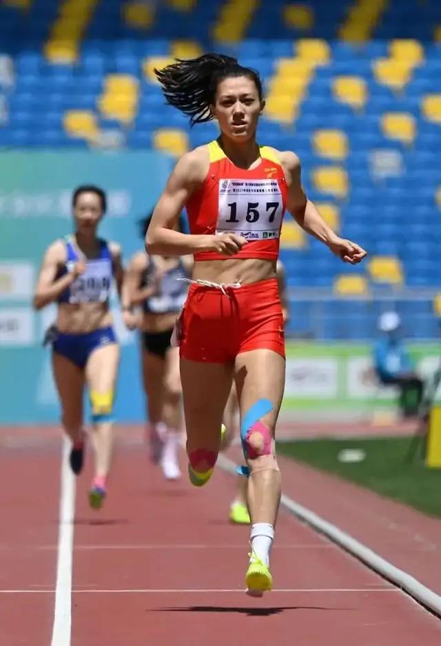 Shanxi athlete Zheng Nina Li, ushered in the first Olympic show - iNEWS
