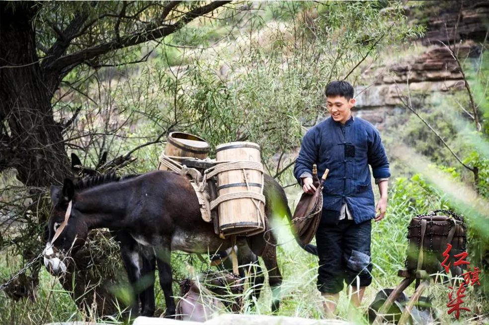 "Red Flag Canal" CCTV's new actor Chen Che is eye-catching - iNEWS