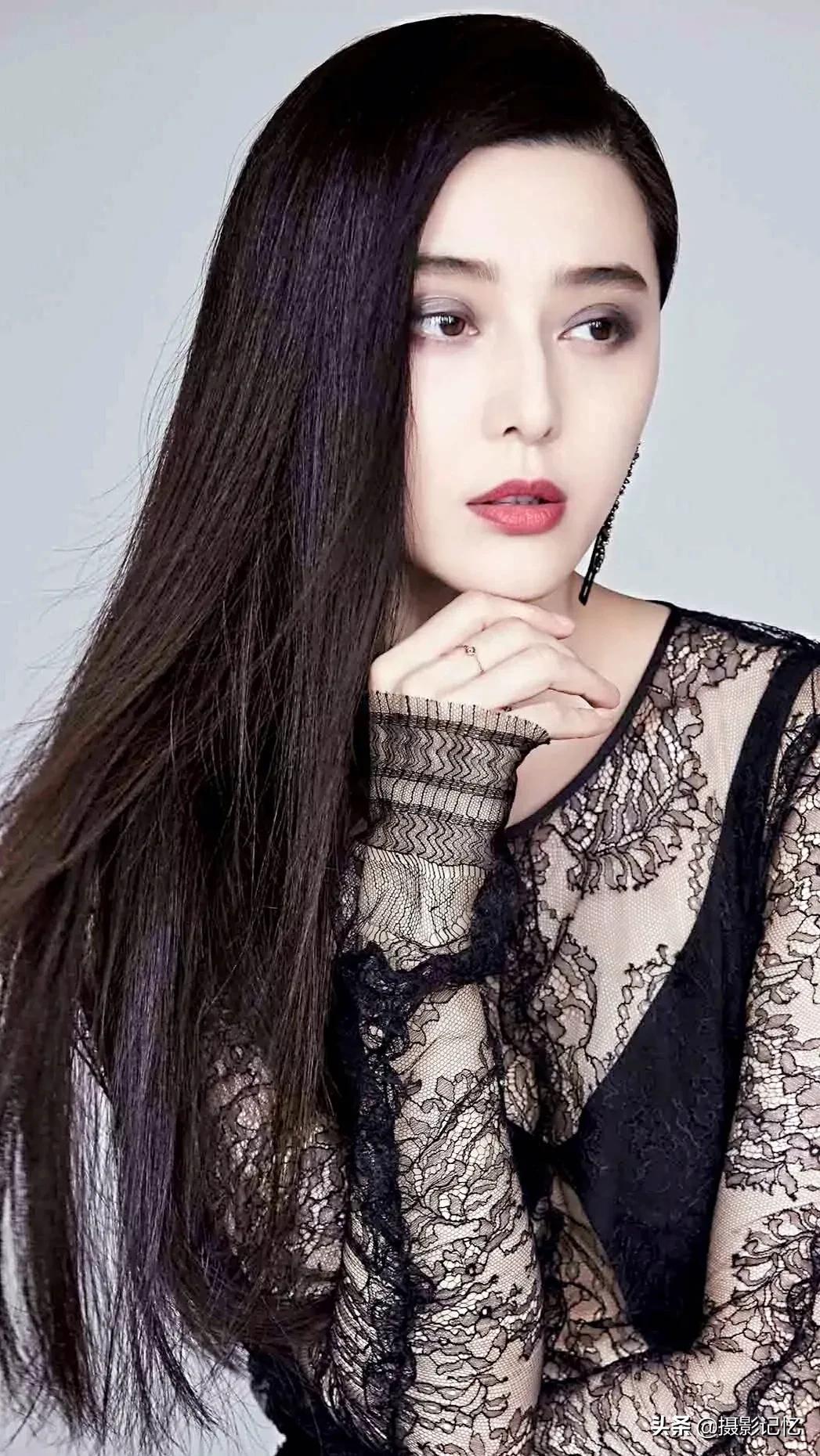 Fan Bingbing: Chu Chuxi with a slender waist, returning to the wind and ...