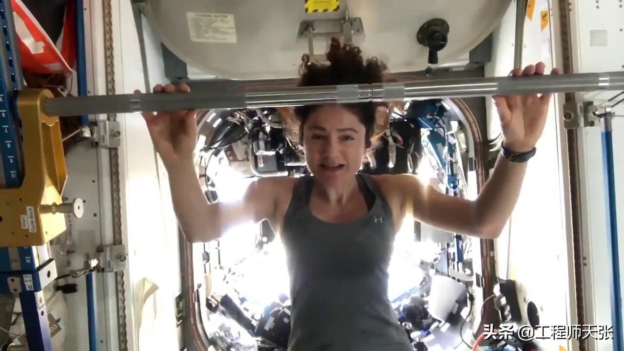 Do female astronauts wear bras in the space station? - iNEWS