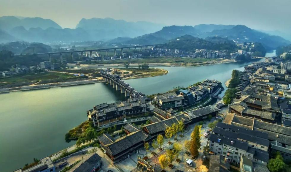 "Qianjiang" Panoramic Three-day Tour of Qianjiang - iNEWS